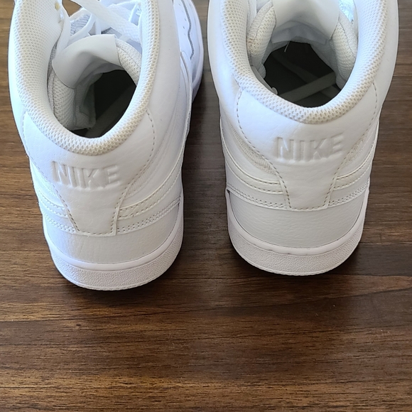 Nike | Shoes | Used Nike Shoe In White Color | Poshmark